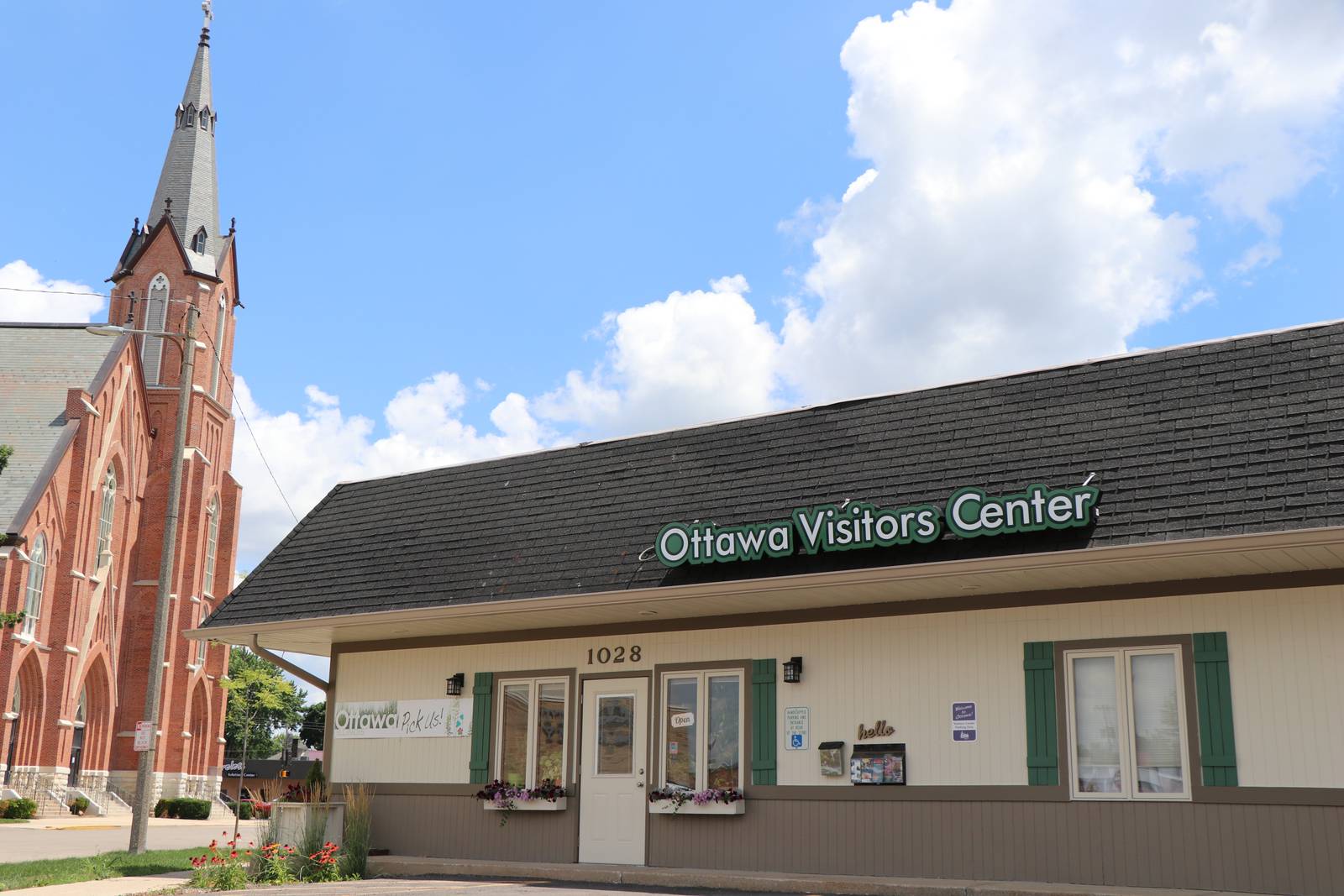 Collaboration between Ottawa chamber, visitors center to be explored by ...