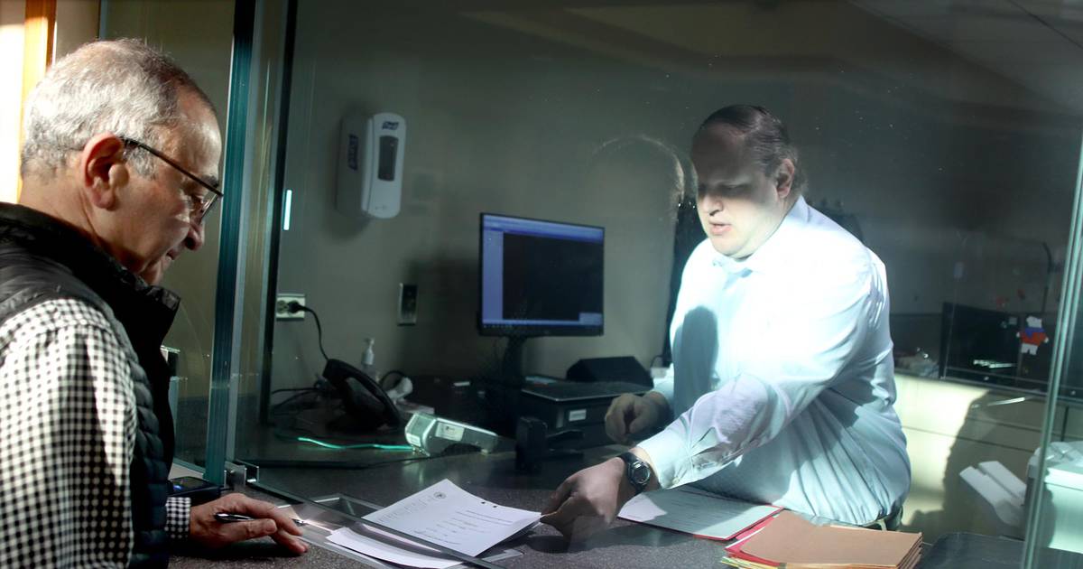 Crystal Lake’s mayor is running as a write-in. Here’s what you need to ...