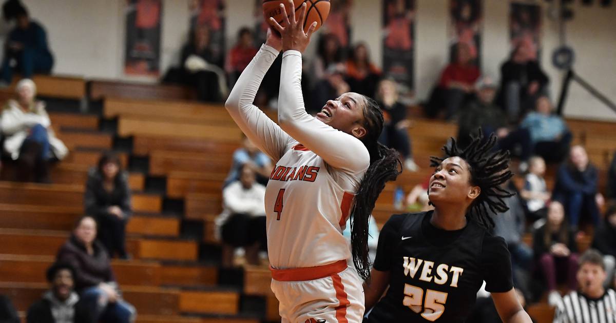 Girls basketball: Emma Oyola, Makenzie Brass spark Minooka past Joliet ...