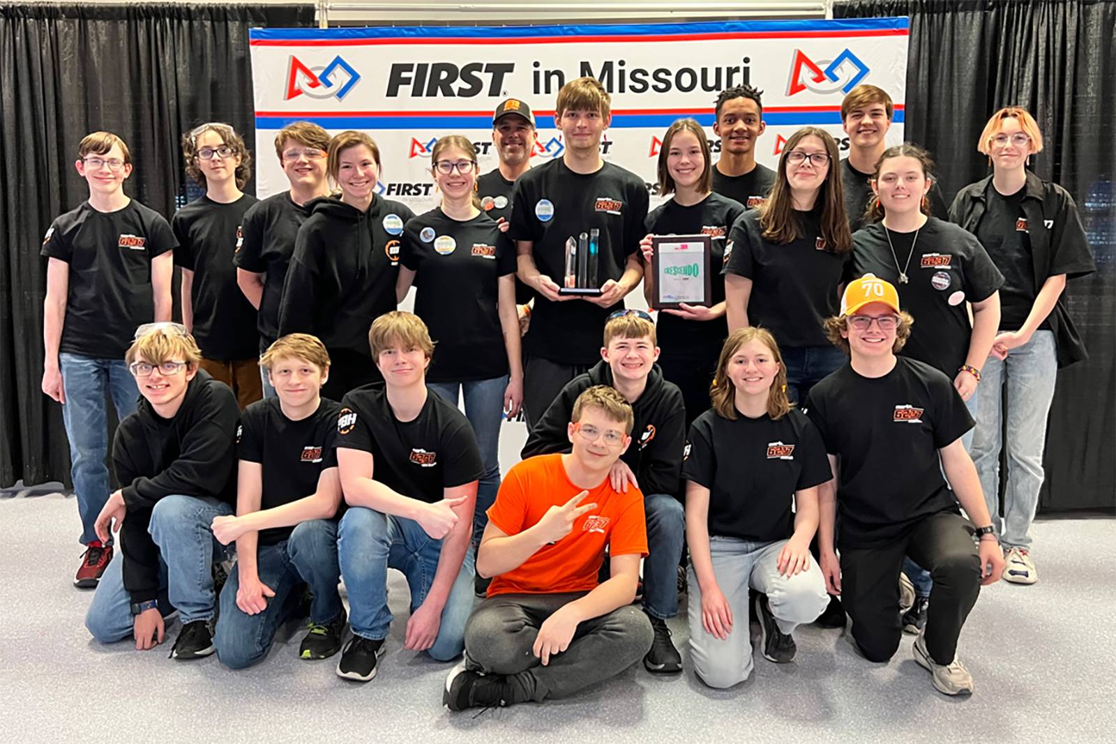 Martin Engineering Boosts Teen Robotics Team – Shaw Local