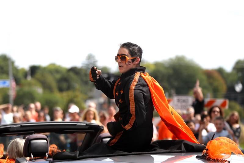 Photos: St. Charles East celebrates homecoming – Shaw Local