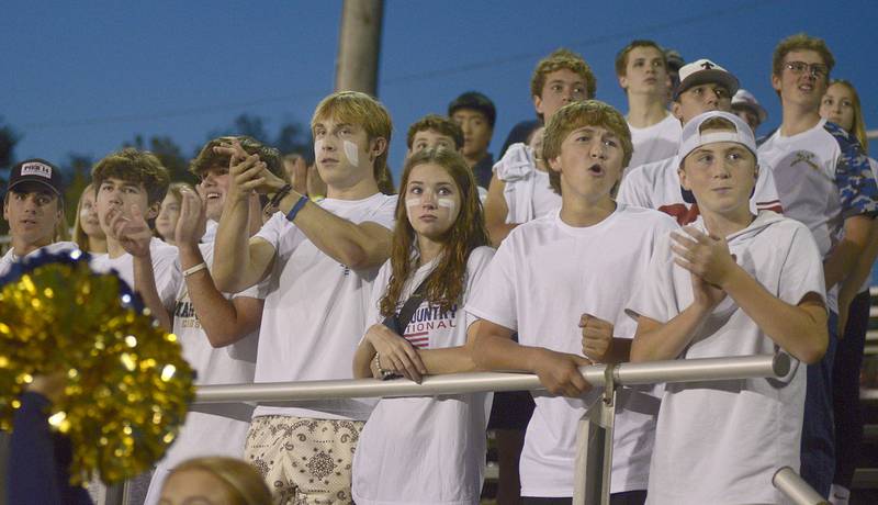 Photos: Ridgewood vs Marquette in Week 6 football – Shaw Local