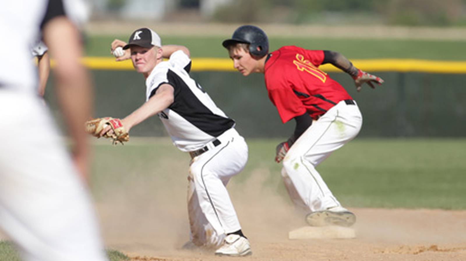 Kaneland baseball finishes off three-game sweep over Batavia – Shaw Local