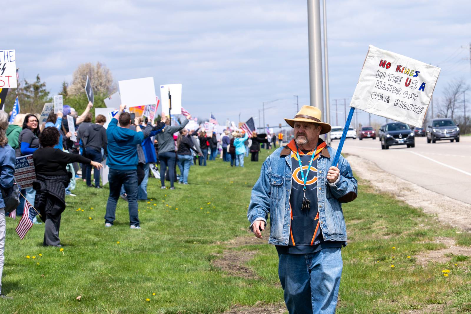 Photos: Hands Off Rally in Kane County – Shaw Local