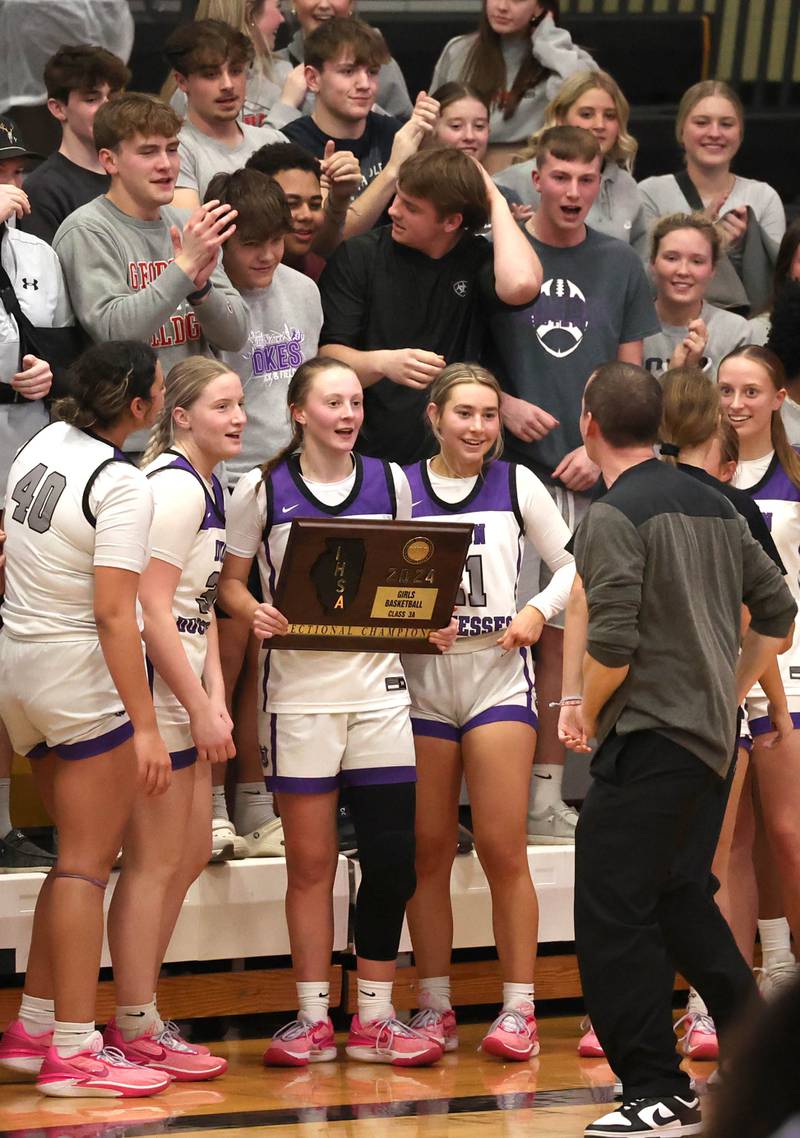 Photos: Kaneland, Dixon girls basketball meet in Class 3A Sycamore Sectional final – Shaw Local