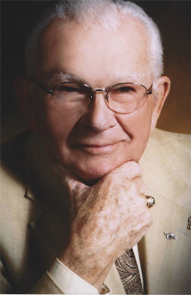 Laurence E. ‘Larry’ Lillie – Shaw Local