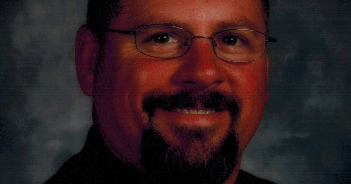 Timothy W. Stewart – Shaw Local