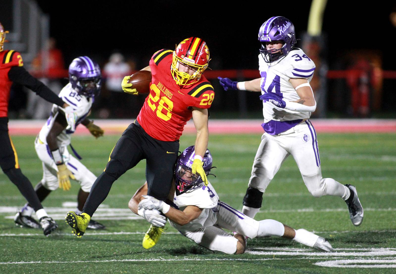 Taking a look at the IHSA Football second-round football matchups in ...