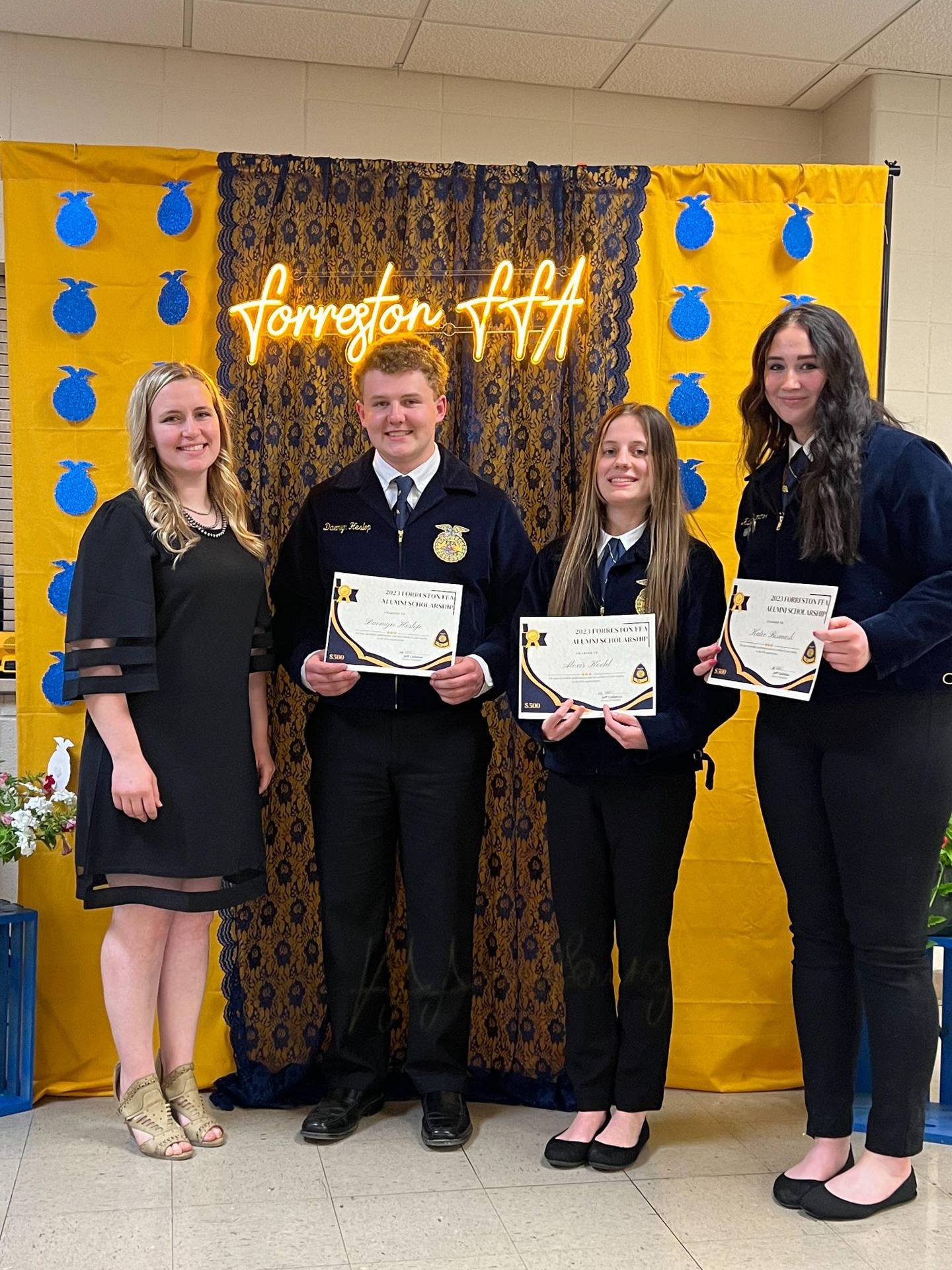 Forreston FFA presents awards at May 8 banquet – Shaw Local