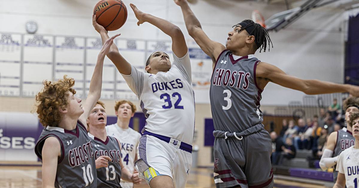Boys basketball: Balanced scoring, big second-and third-quarter runs ...