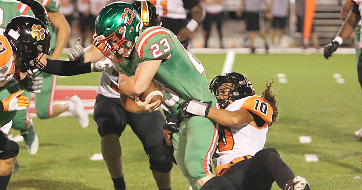 Photos: United Township vs L-P football – Shaw Local