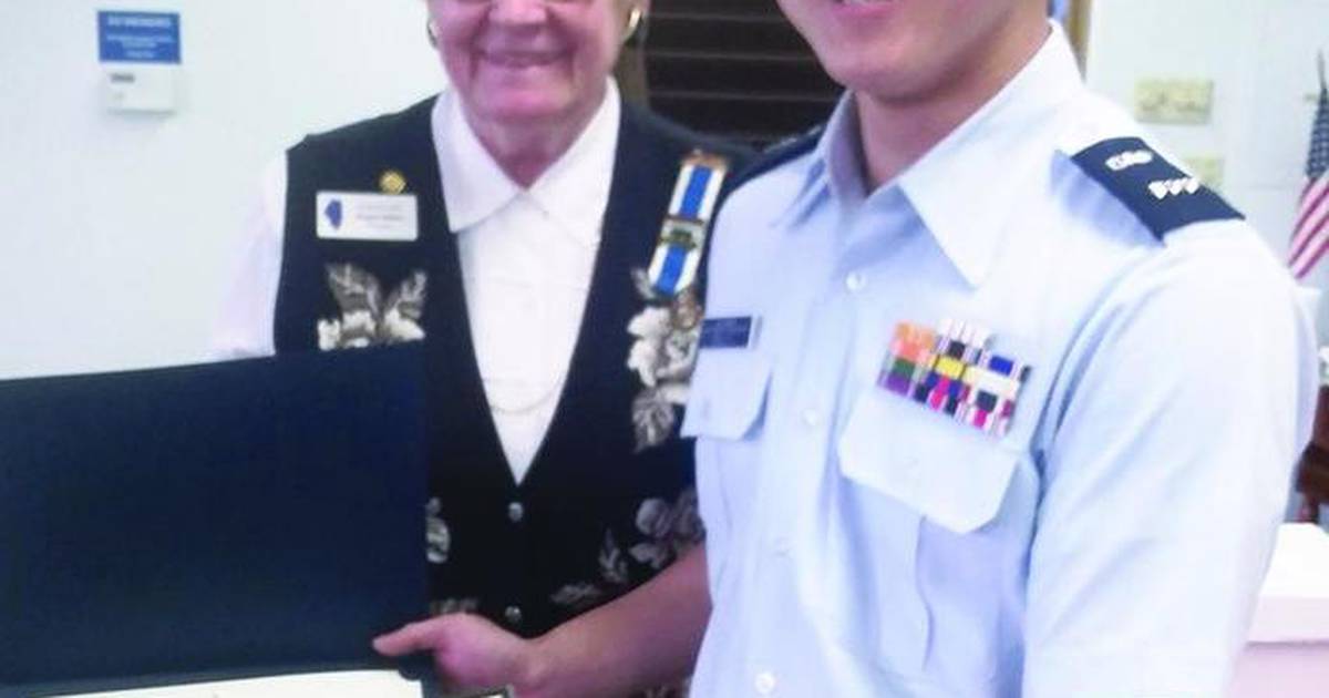 Joseph Peacock receives award – Shaw Local