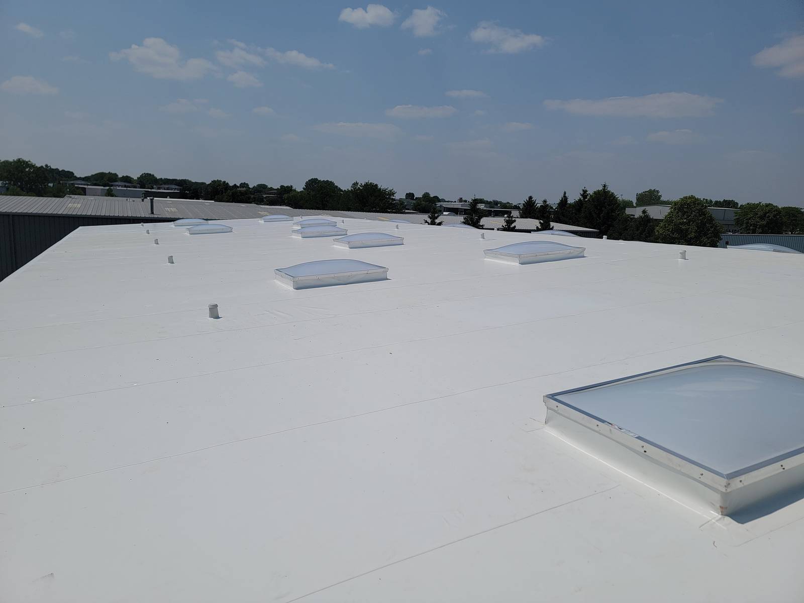 Benefits of Seamless Roofing for Commercial Properties – Shaw Local