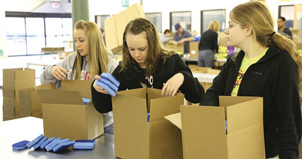 Oregon High School students take part in service projects – Shaw Local