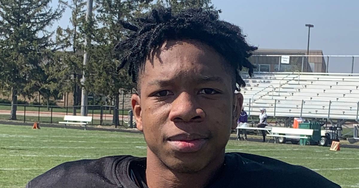 Corey Phillips’ late touchdown leads Kaneland past Andrew – Shaw Local