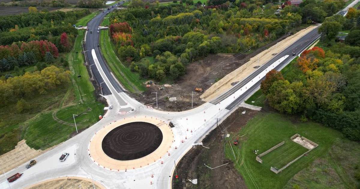 Kane County’s newest roundabout set to open by Thanksgiving – Shaw Local