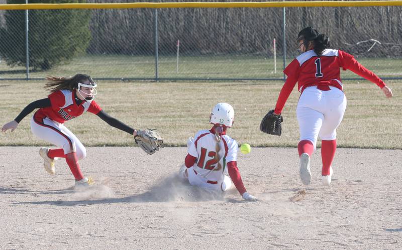 Photos: Streator vs L-P softball – Shaw Local