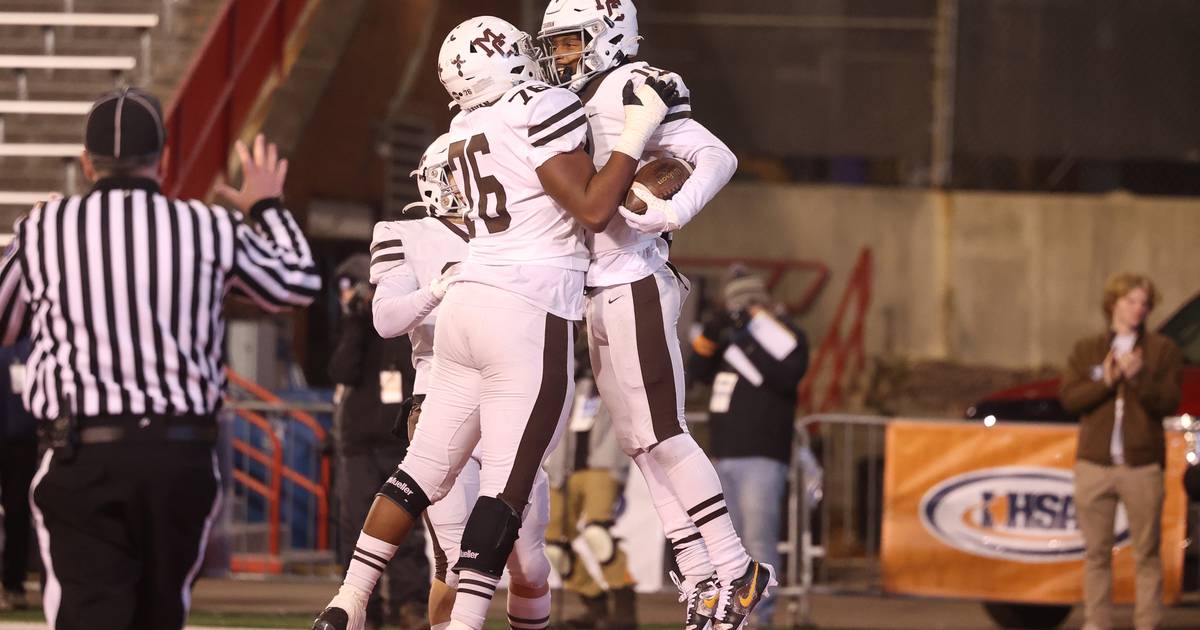 Live coverage: Mt. Carmel vs. Hun high school football – Shaw Local