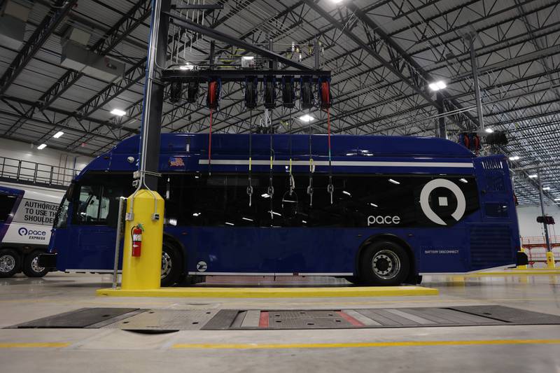 Photos: Pace Showcases New Plainfield Facility – Shaw Local