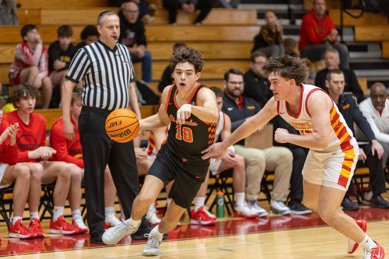 Photos: Batavia vs. St. Charles East boys basketball – Shaw Local