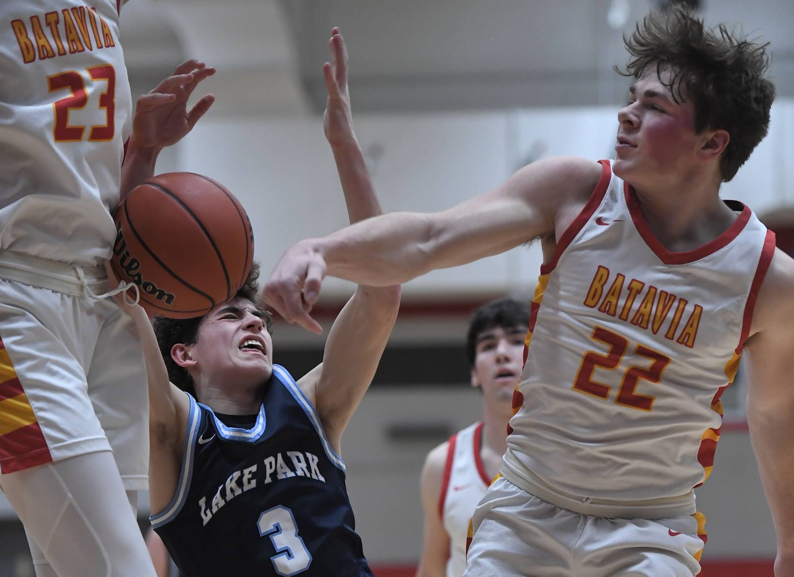 Boys basketball: Lake Park blitzes Batavia early, stays perfect in ...