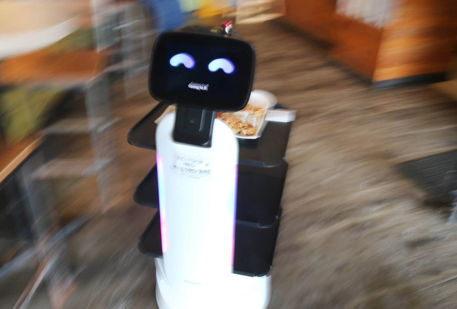 Photos: Mushroom the robot waits tables at DeKalb's Fushi Yami hibachi ...