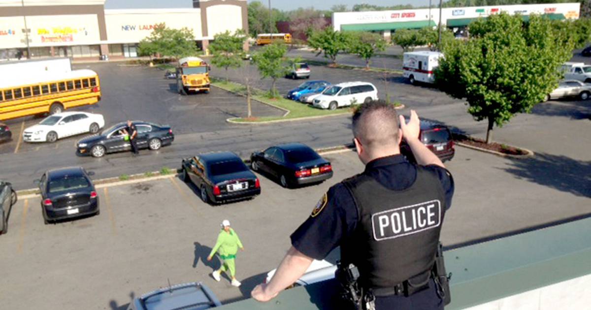 Bolingbrook police take to rooftop for Special Olympics – Shaw Local