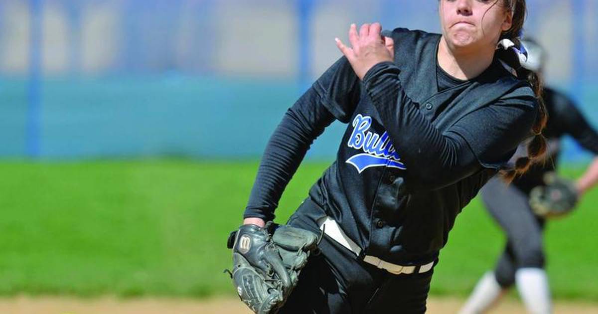 Two-way threat Nadia Ranieri leading Riverside-Brookfield on quite a ...