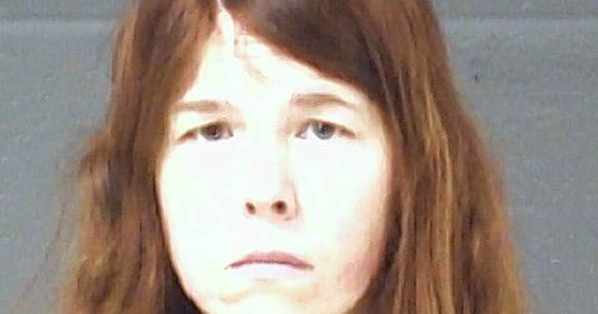 Mother Accused Of Abducting Daughter In 2017 Returns To Illinois To