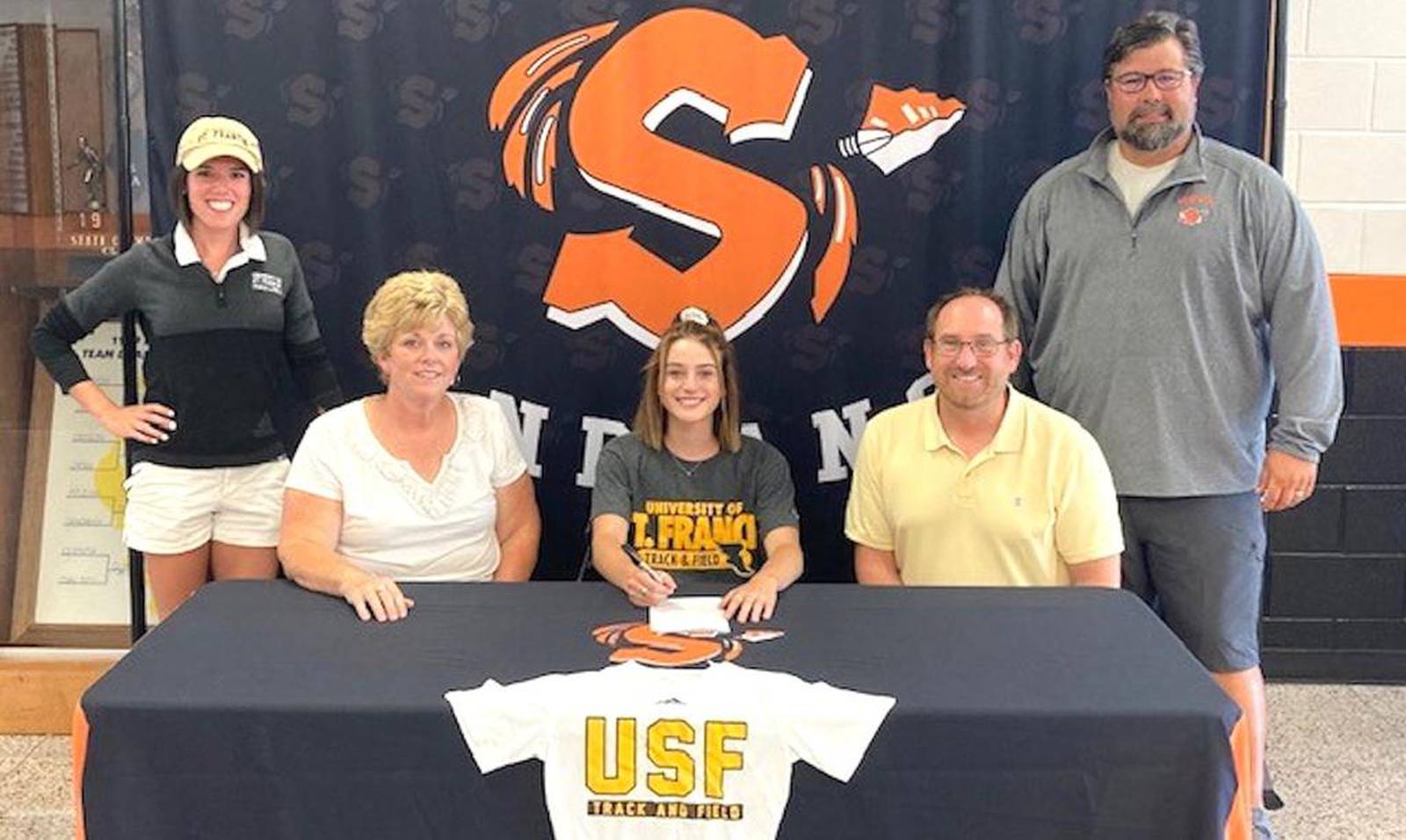 Sandwich's Roberts will jump for Fighting Saints – Shaw Local