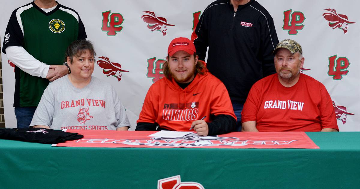 L-P’s Cole Haynes signs to shoot at Grand View – Shaw Local