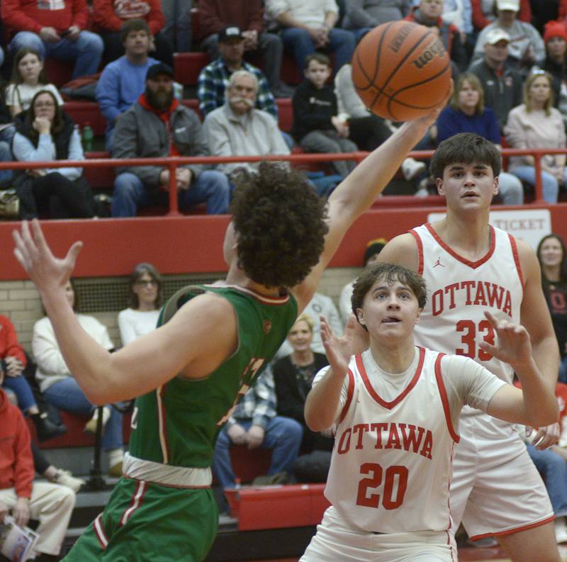 Photos: L-P vs Ottawa boys basketball – Shaw Local