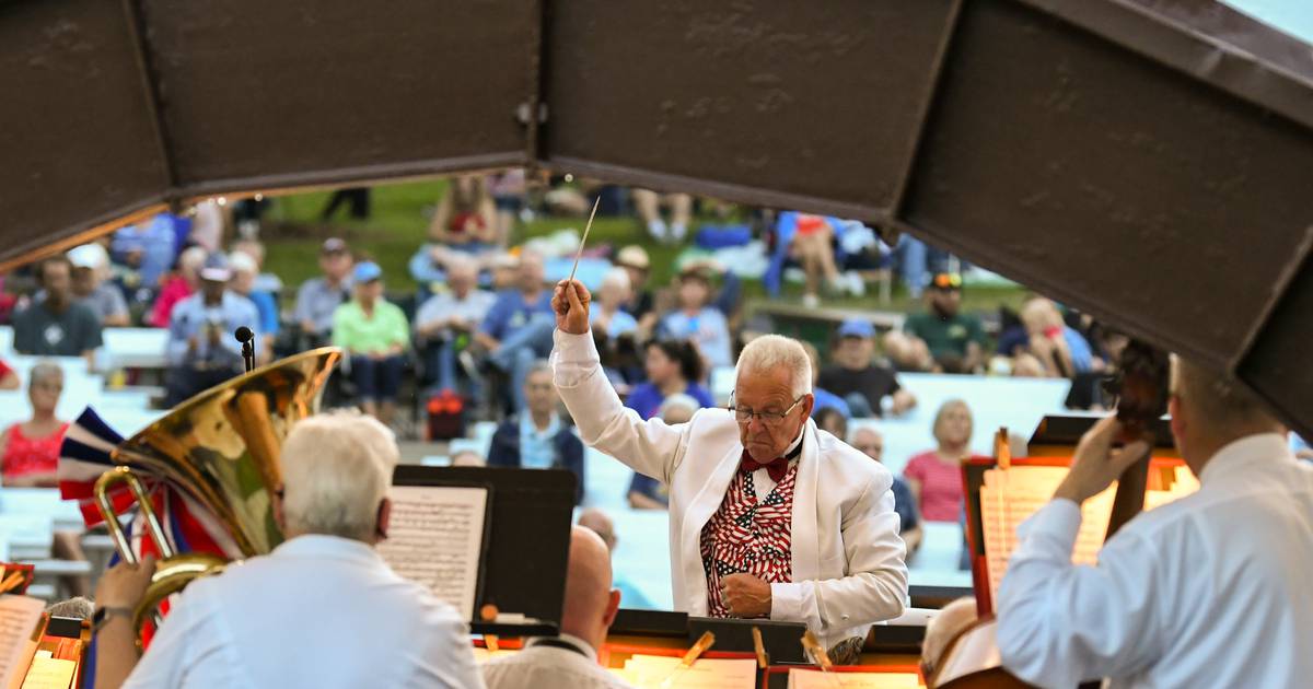 Vocalist, NIU grad Jordan Pedigo to perform with DeKalb Municipal Band ...