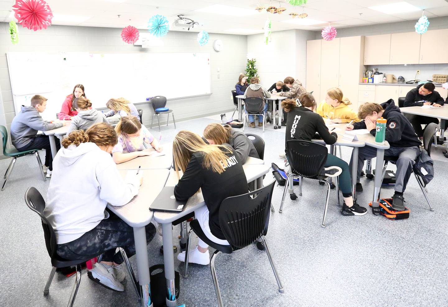 Help Dimmick students help children in the Ukraine – Shaw Local