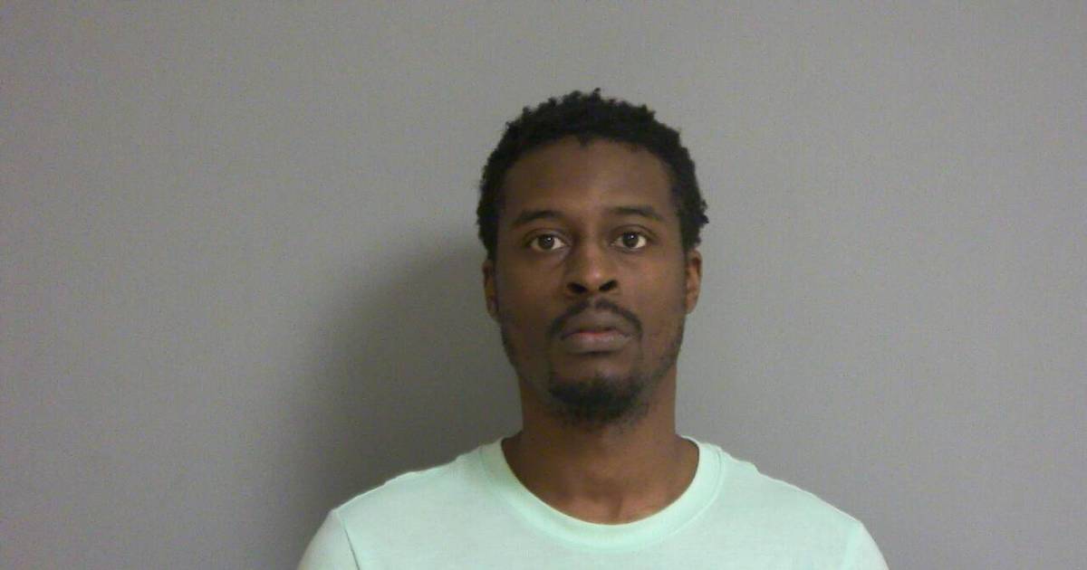 Whitfield to stand trial Aug. 28 on murder charge in Streator shooting ...