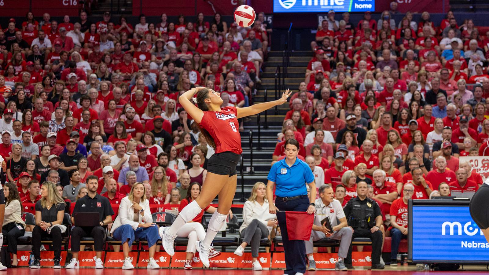 Sterling’s Lexi Rodriguez (Nebraska), Rock Falls' Maya Sands (Missouri ...