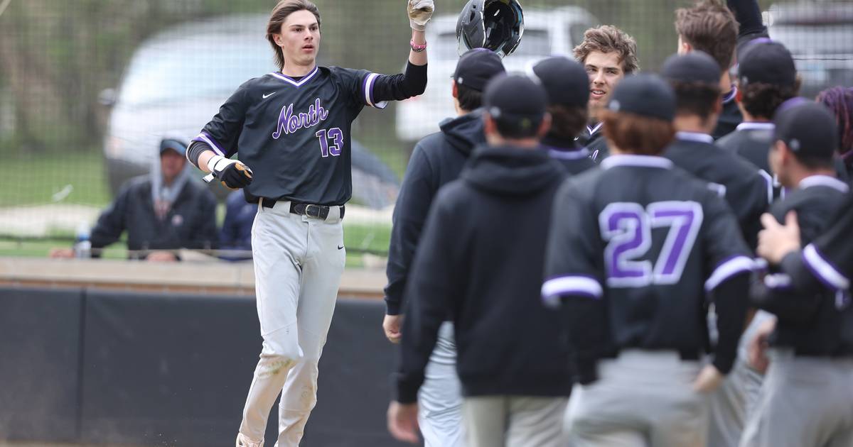 Photos: Downers Grove North vs. Downers Grove South baseball – Shaw Local