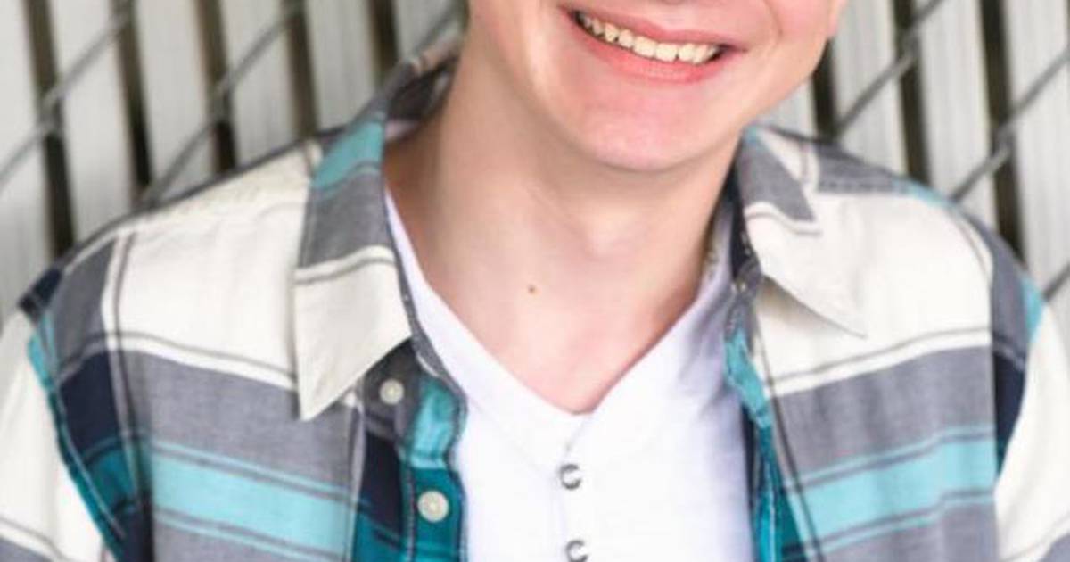 Lockport teen has role in Brett Eldredge music video shot at Wrigley ...