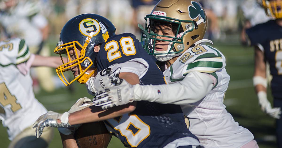 Photos: Sterling vs St Patrick football – Shaw Local
