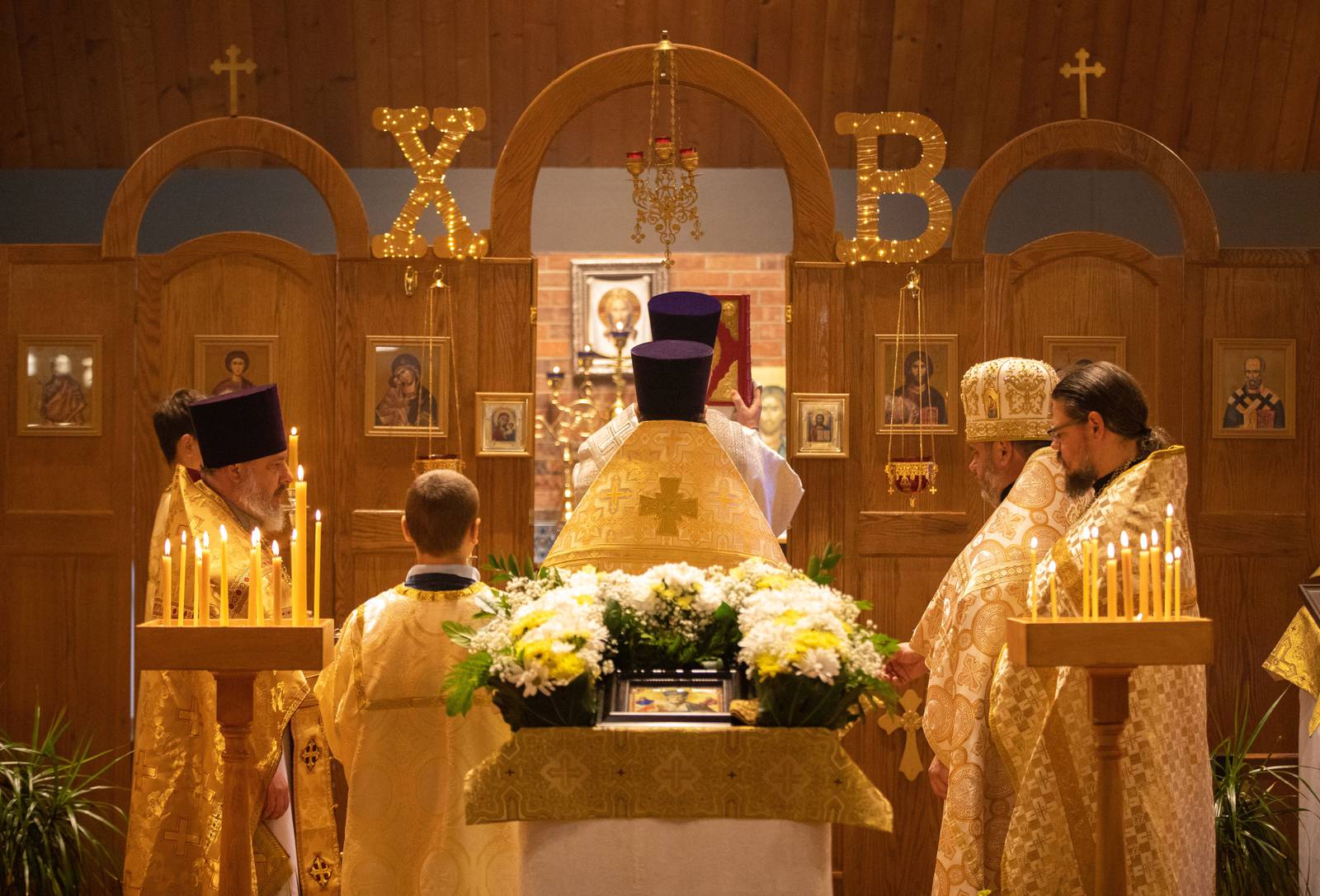 McHenry’s Ukrainian church splits off from Russian Orthodox Church ...