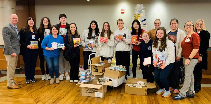 Young Hearts for Life donates books, get-well cards to Pediatric Child ...