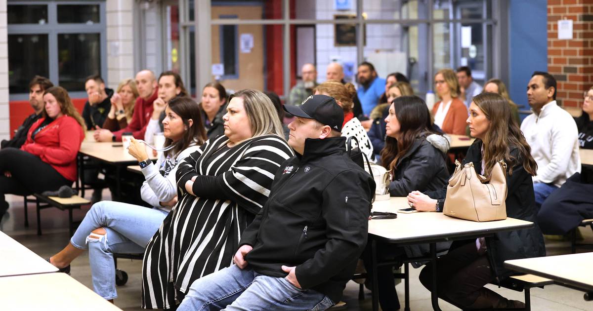 Sycamore boundary changes could affect students at North Grove ...