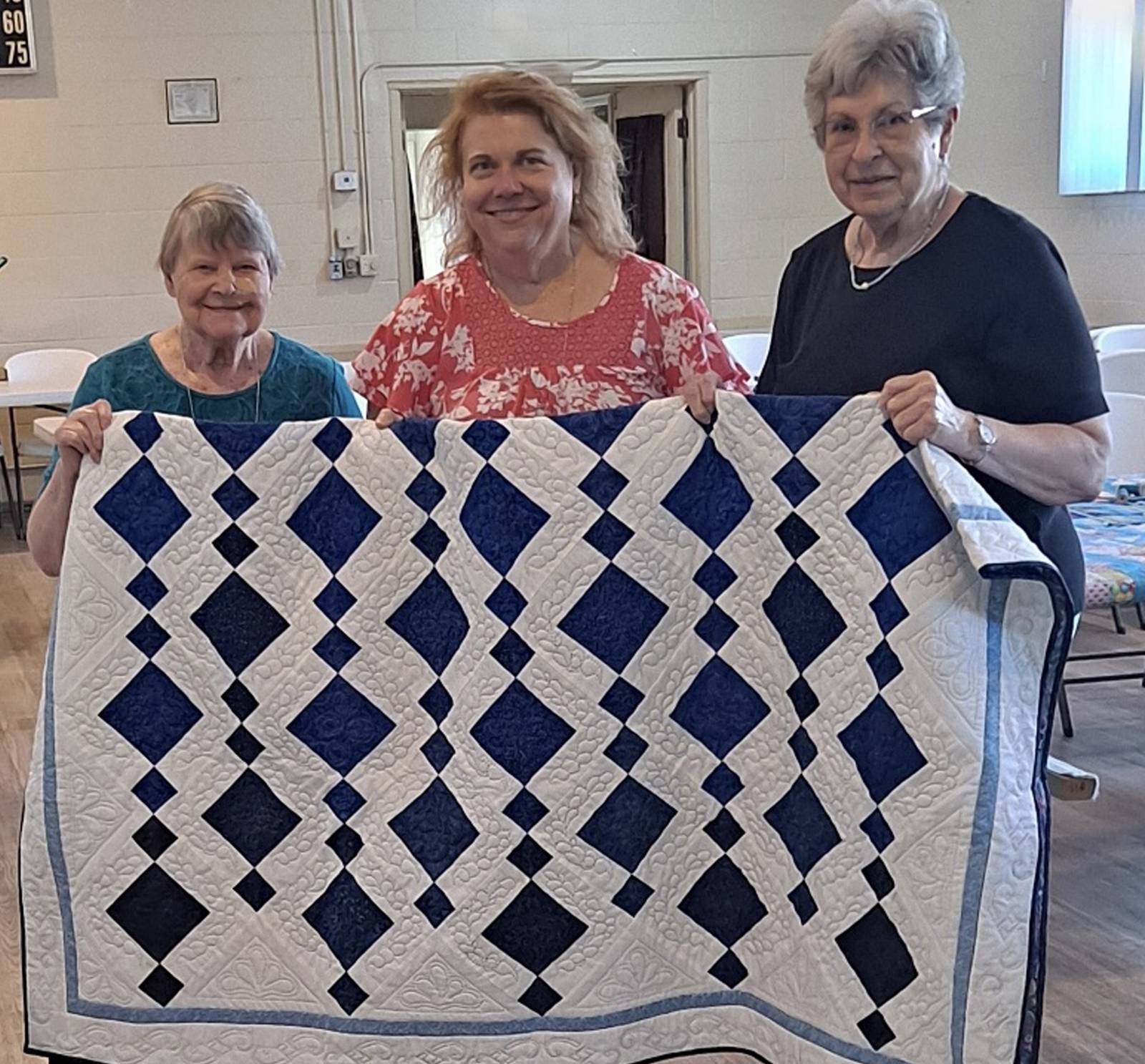 Naperville woman is Oswego PrairieFest quilt winner – Shaw Local