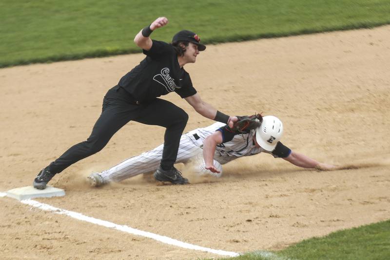 Photos: Lincoln-Way East baseball vs Lincoln-Way Central – Shaw Local