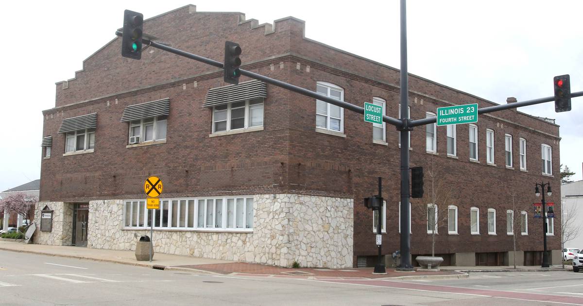 New developer to revamp apartment complex on Fourth Street as downtown ...