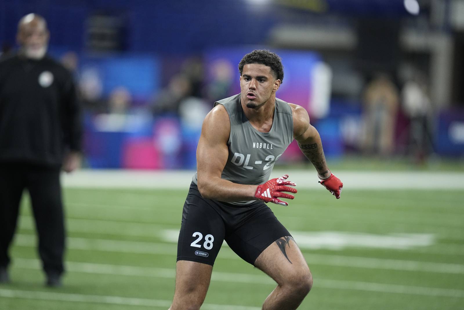 Bears trade back into 5th round to select Kansas edge rusher Austin Booker – Shaw Local