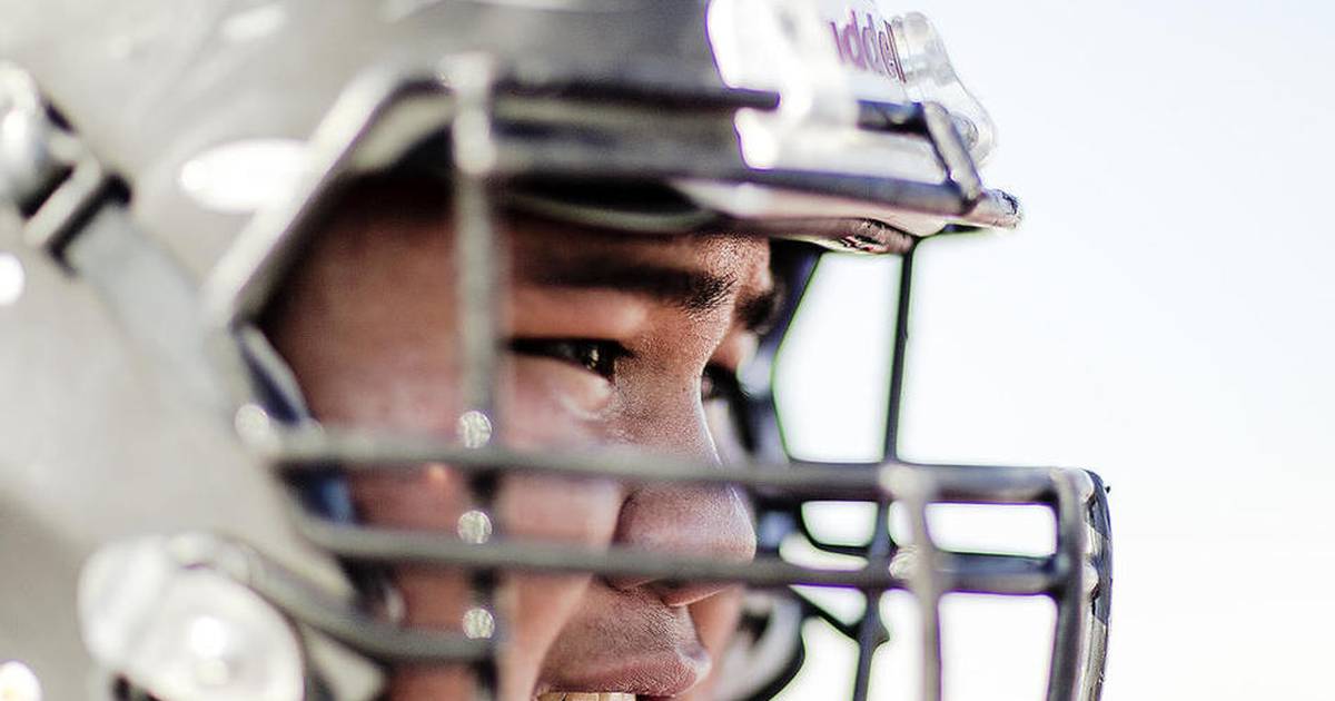 High school football: Huntley's Justin Domingo didn't let Hodgkin's ...