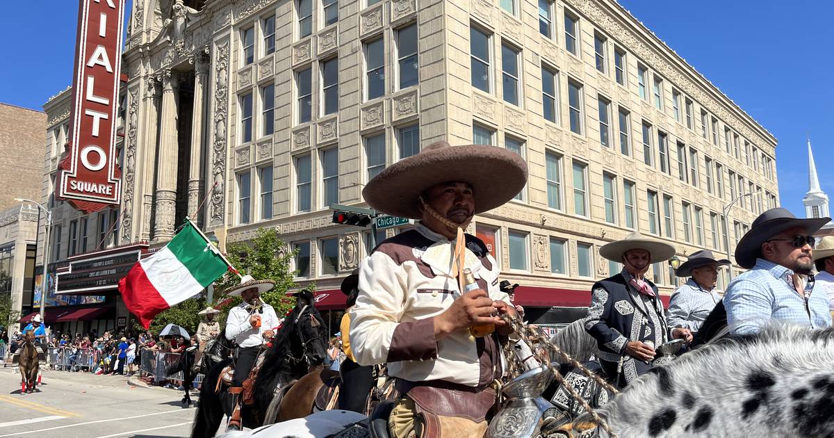 Joliet’s Mexican Independence Day parade held in new location – Shaw Local
