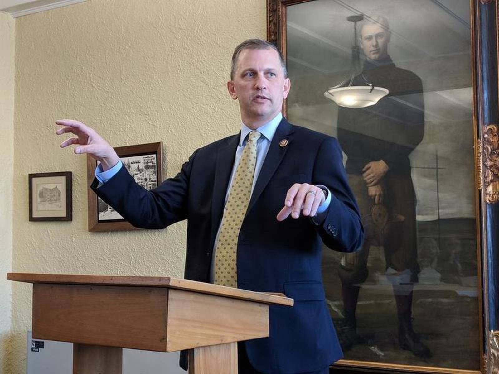 U.S. Rep. Sean Casten talks to St. Charles Chamber members about first ...