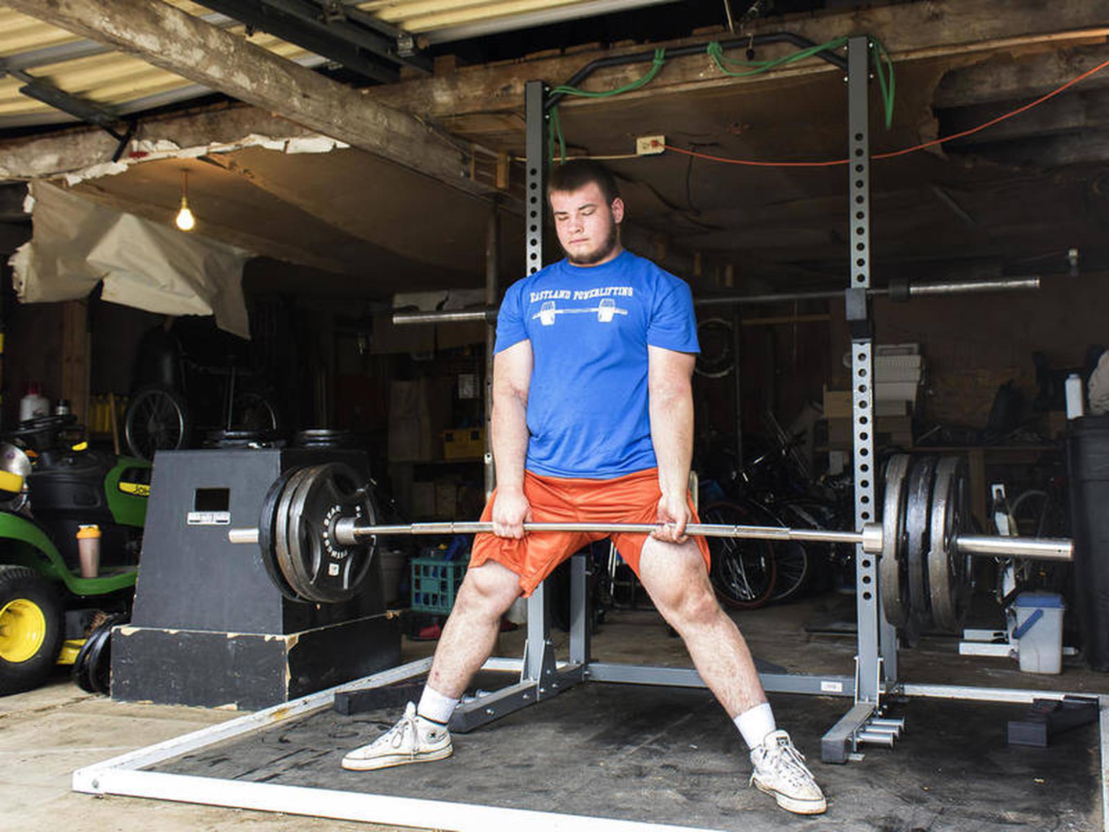 Lanark’s record-holding teen powerlifter, others to compete online ...